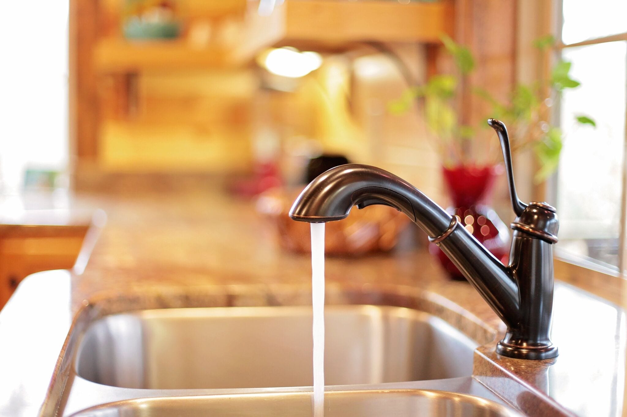 cabin kitchen sink and faucet - Blue Beaver Cabins
